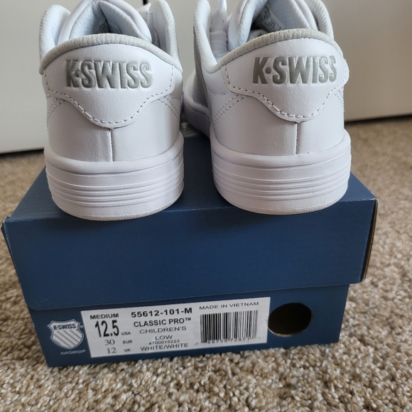 K-Swiss | Shoes | Nwt Kswiss Girls Leather Sneakers | Poshmark